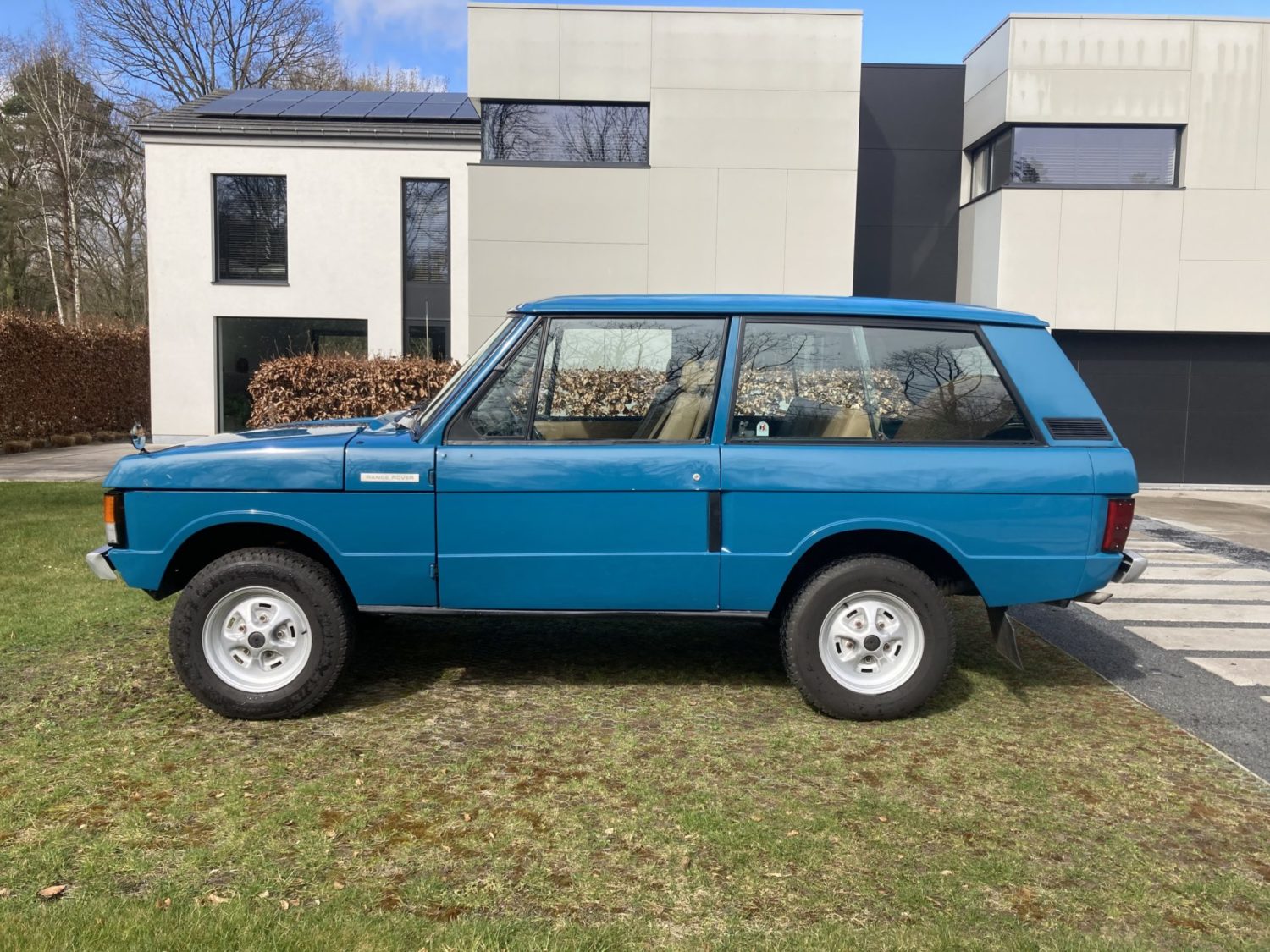 Range Rover Classic (1972) - Classic Car Stories Antwerpen