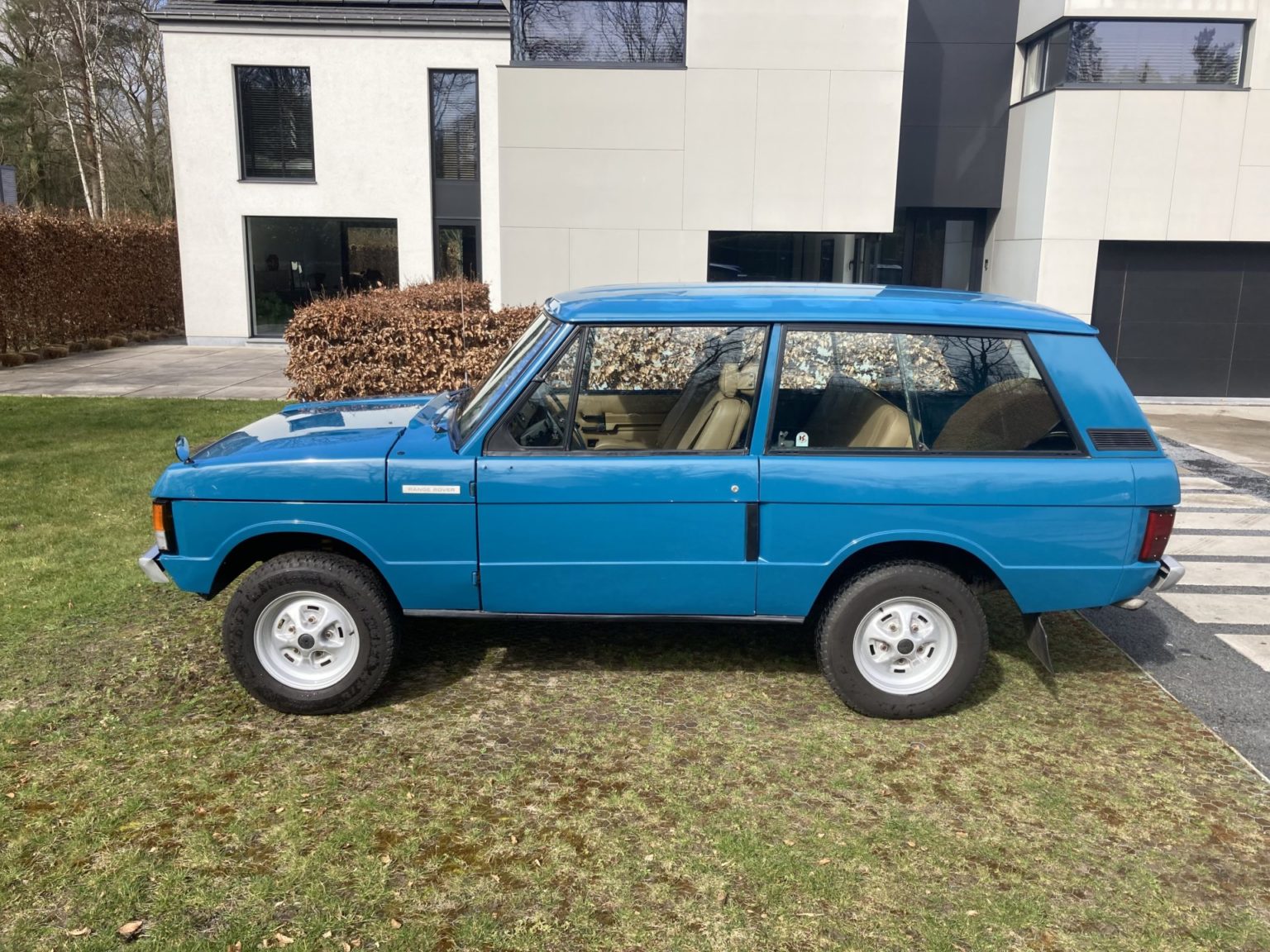 Range Rover Classic (1972) - Classic Car Stories Antwerpen