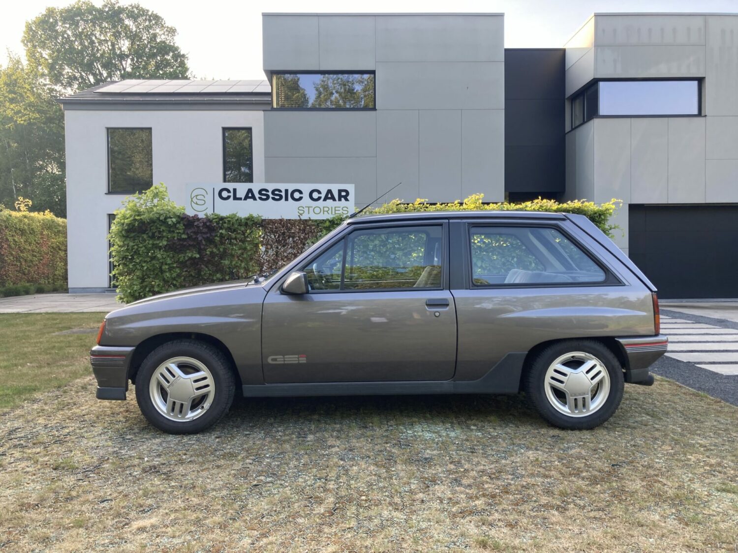 Opel Corsa GSi - Classic Car Stories Antwerpen
