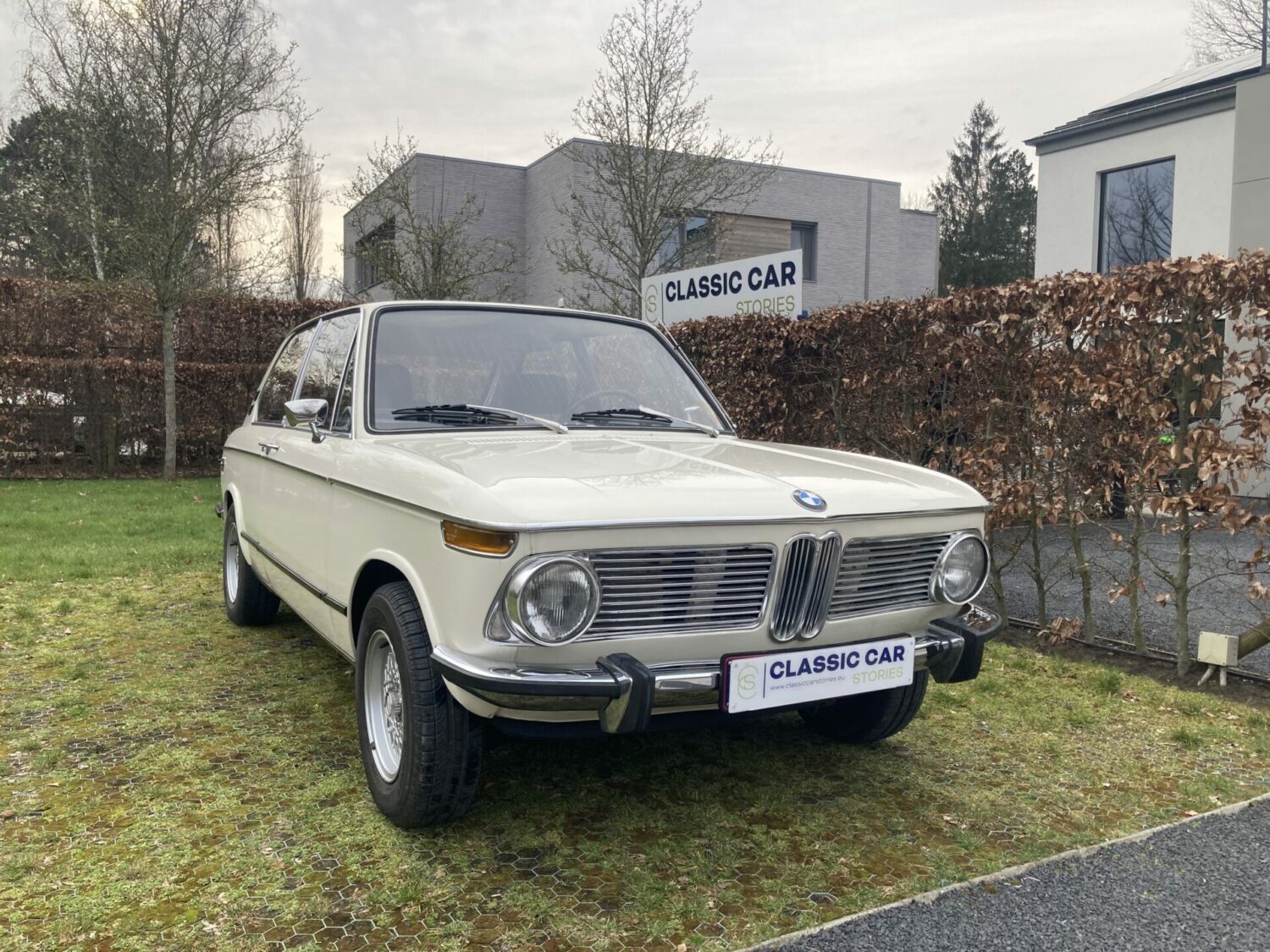 BMW 2002 touring - Classic Car Stories Antwerpen