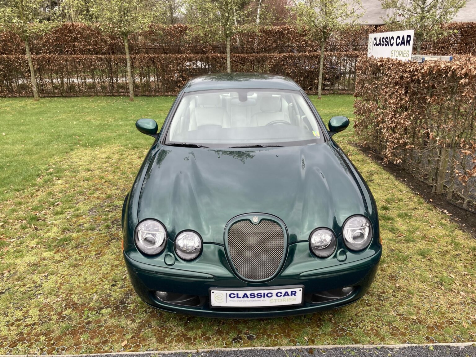 Jaguar S-type R - Classic Car Stories Antwerpen