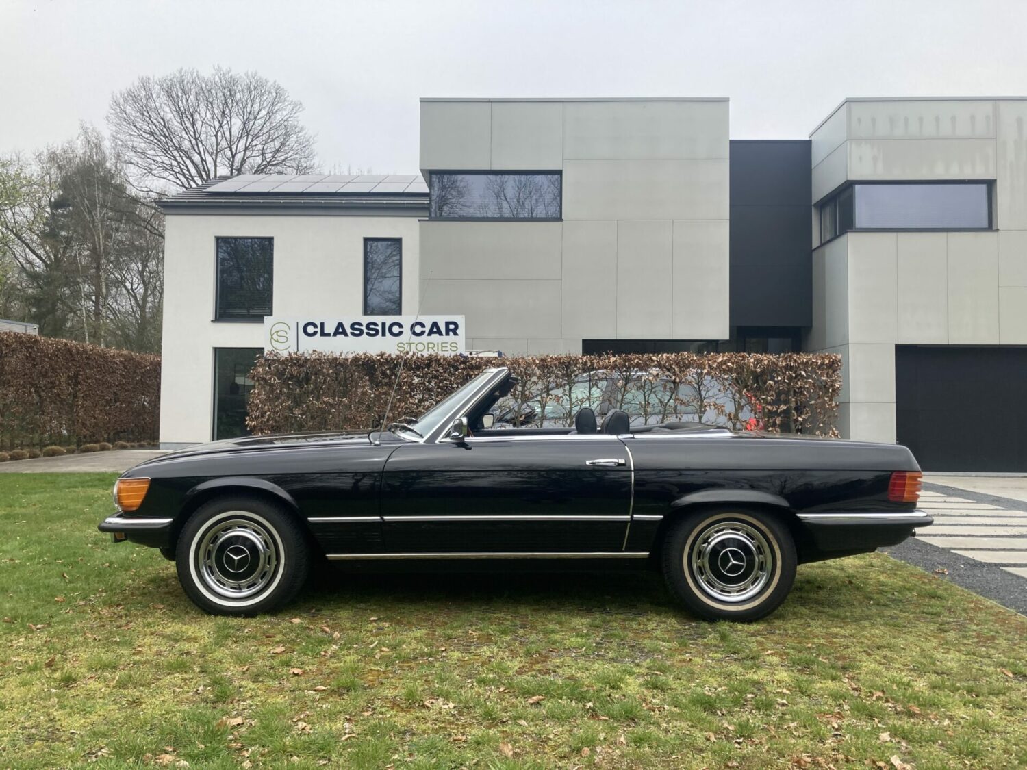 Mercedes 450 SL - Classic Car Stories Antwerpen